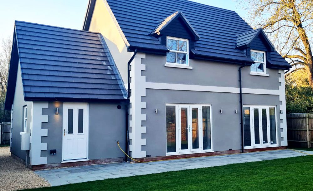 We install all popular render systems and self-compacting liquid screed.